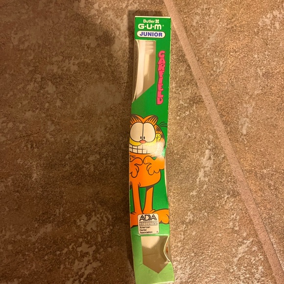 GUM | Bath | Butler Gum Junior Garfield Toothbrush Green Kids Ada ...